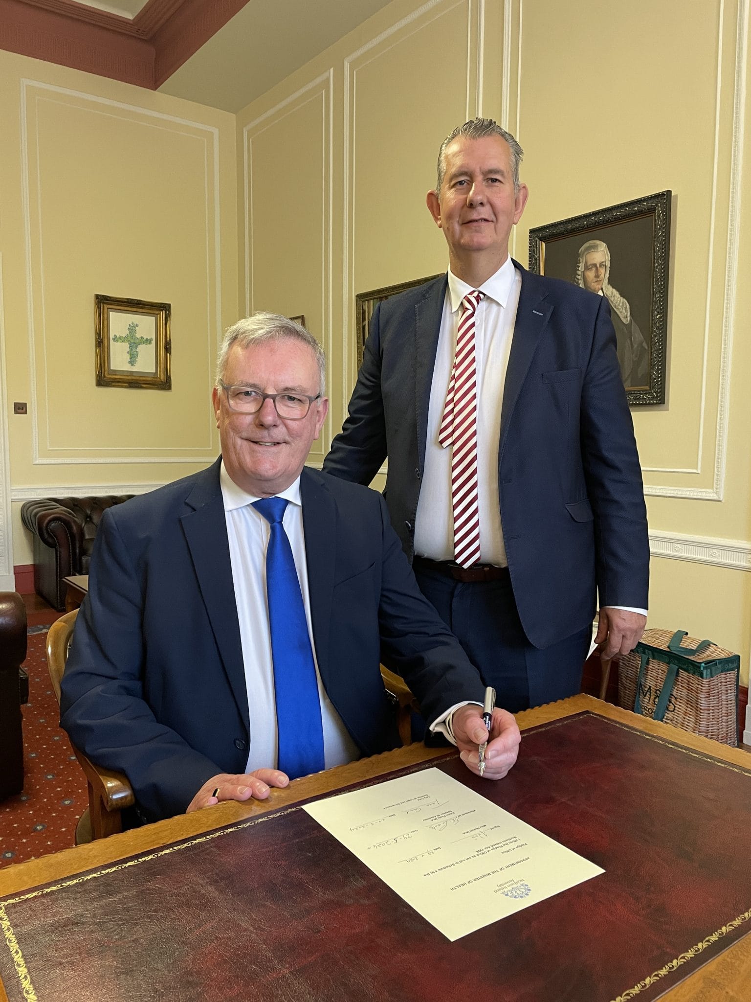 Mike Nesbitt is appointed as Northern Ireland’s new Minister of Health ...