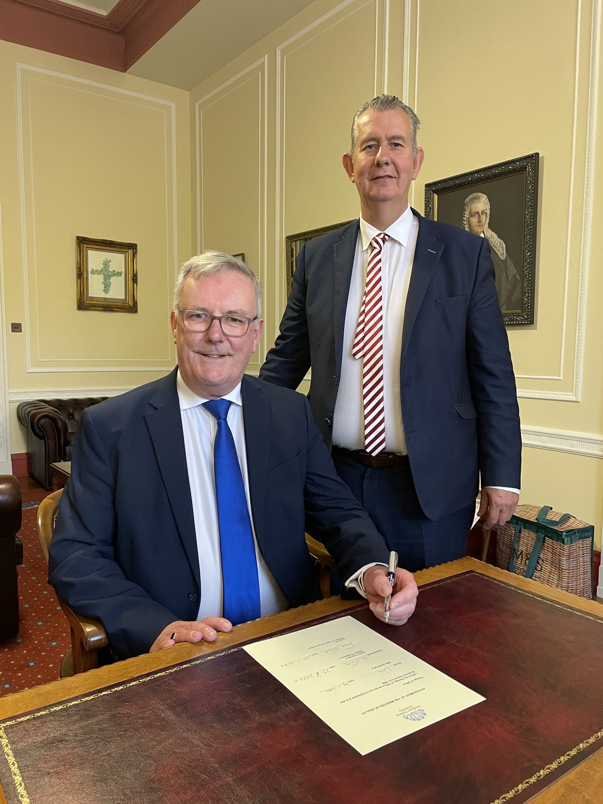 Mike Nesbitt is appointed as Northern Ireland’s new Minister of Health ...